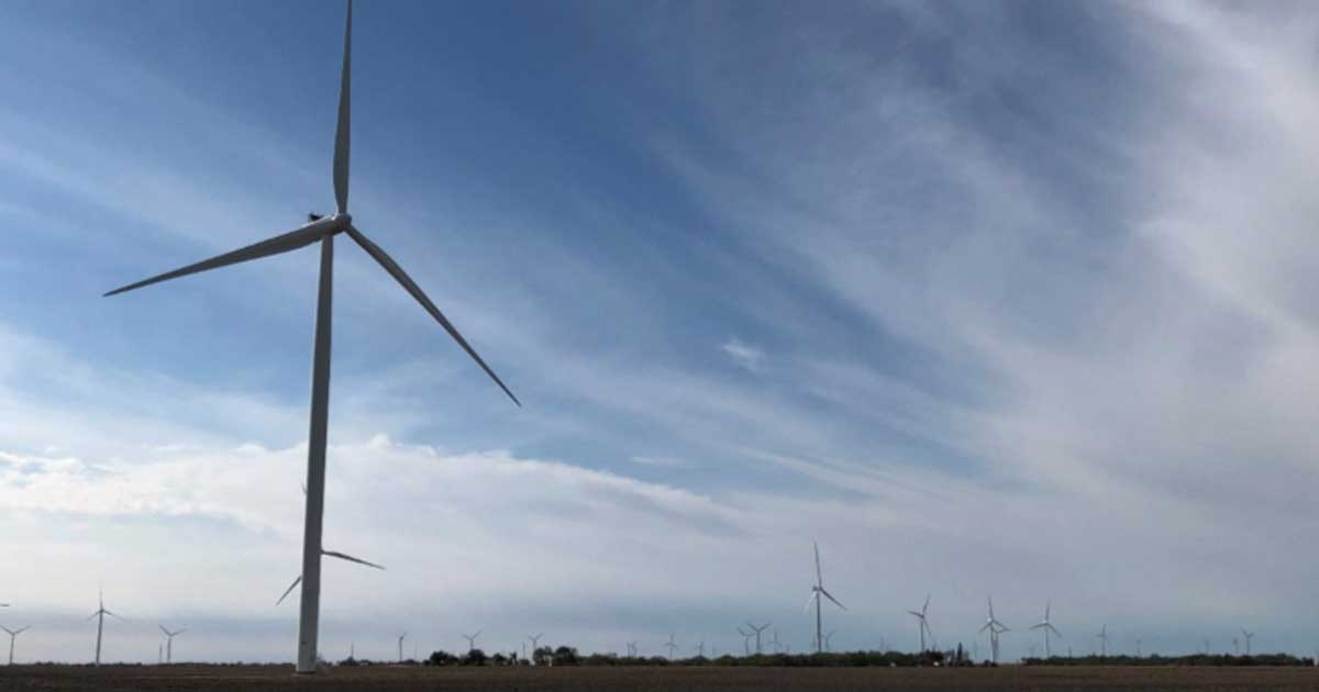 RWE to divest a stake of 24% in four onshore wind farms in Texas to ...