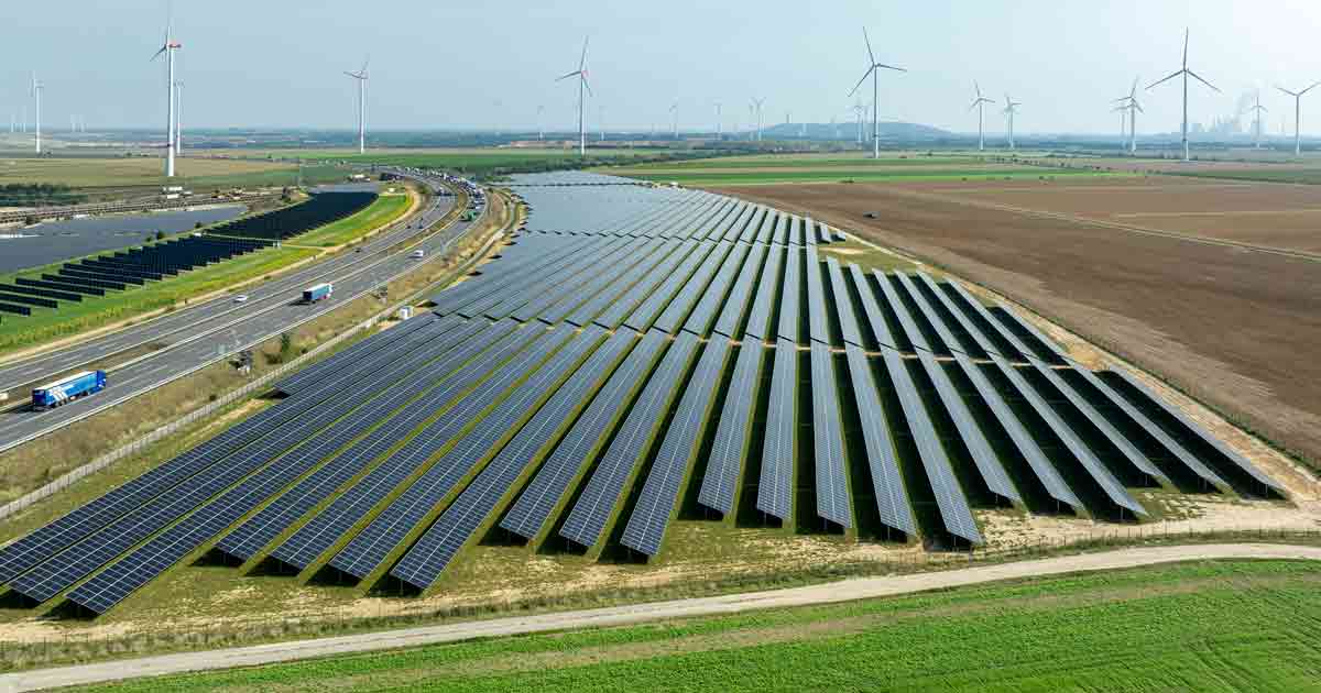 RWE commissions new solar farm in Bedburg